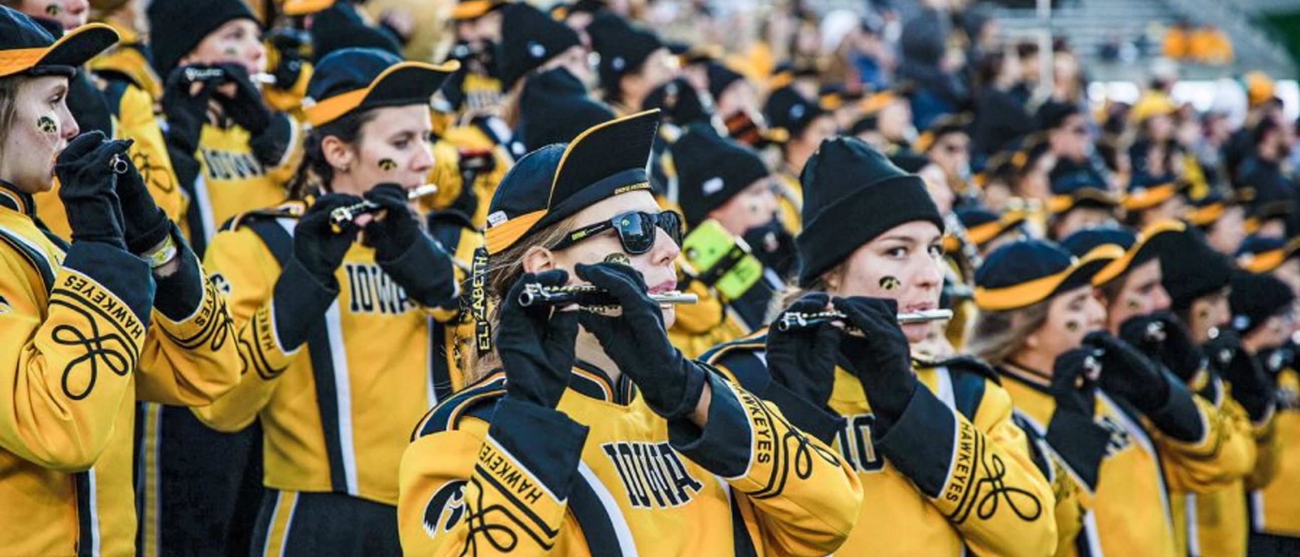 Women in Hawkeye Marching Band reflect on activity’s camaraderie in new ...